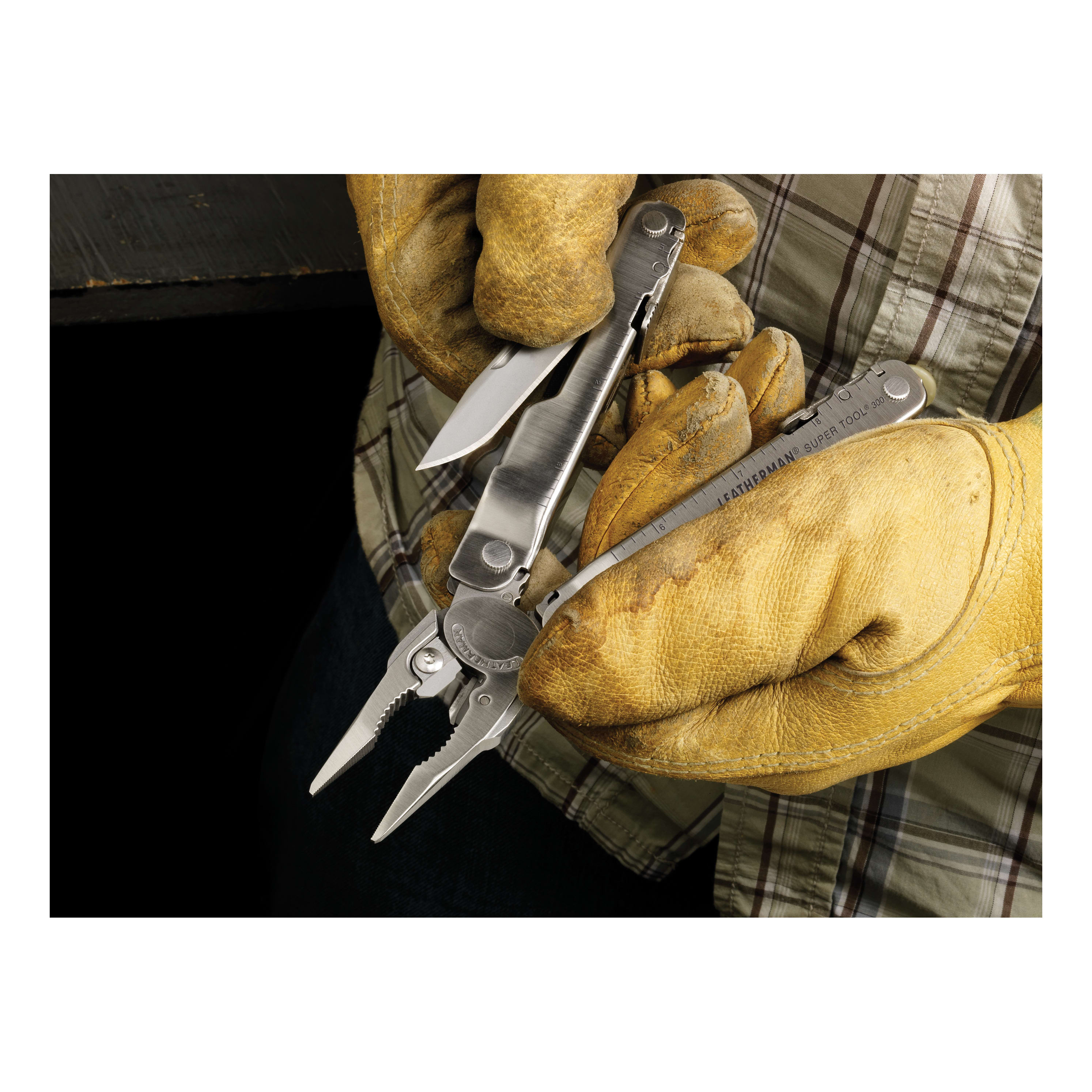 Leatherman® Super Tool® 300 Multi-Tool | Cabela's Canada